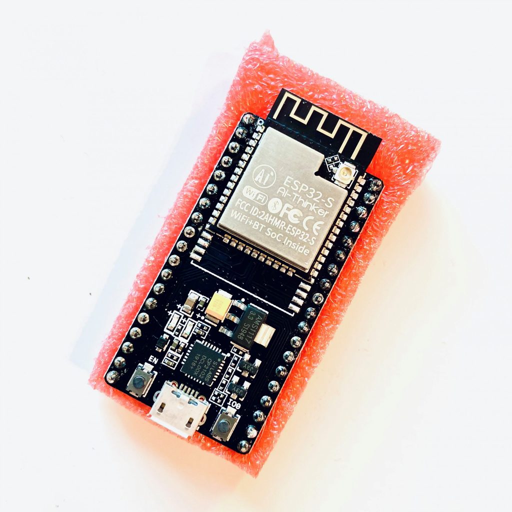 ESP32-S IOT Wifi Wlan BLE Bluetooth Module + Adapter Board type ESP32 ...